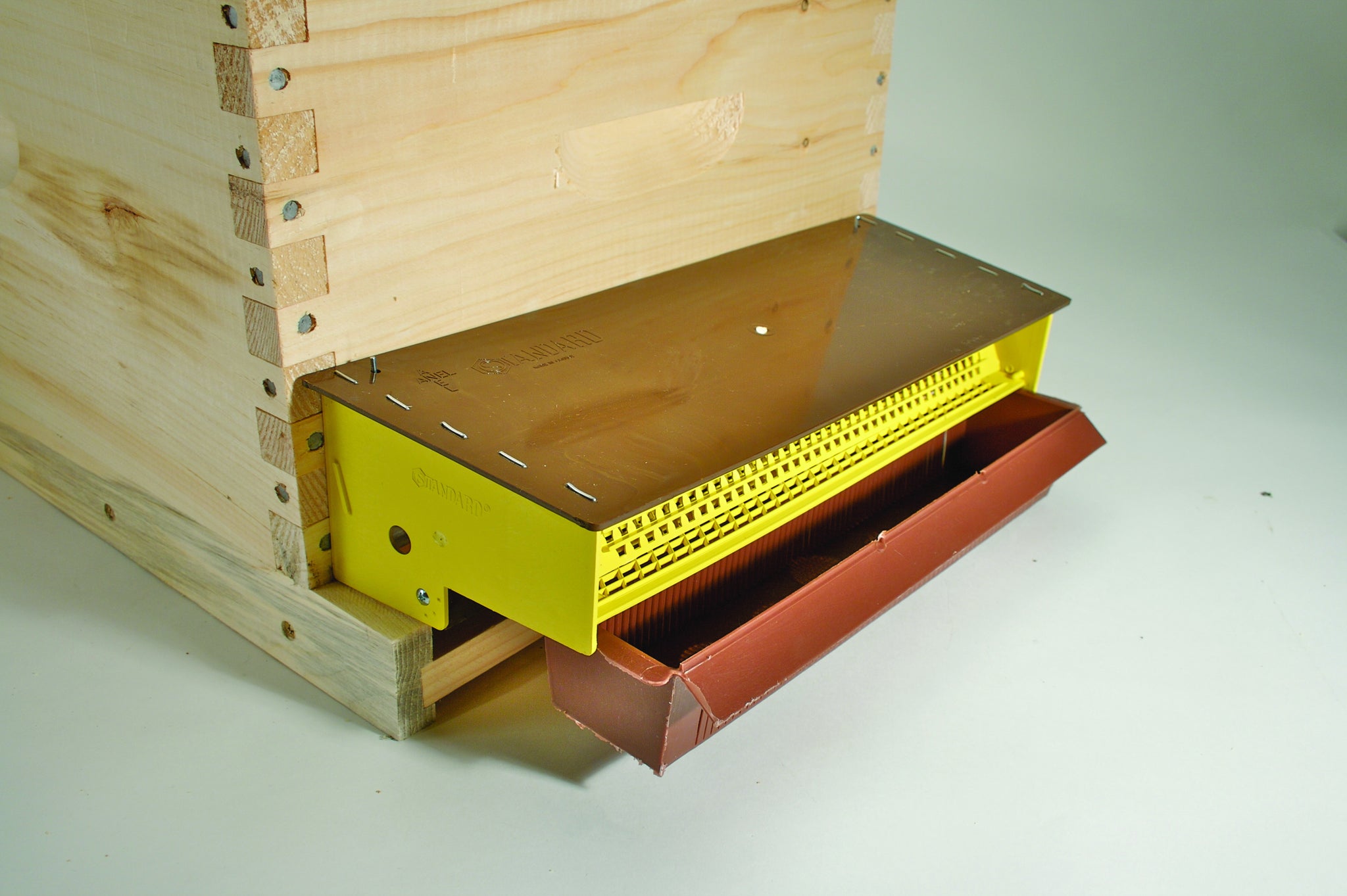 Hive Accessories — Wood's Beekeeping Supply & Academy